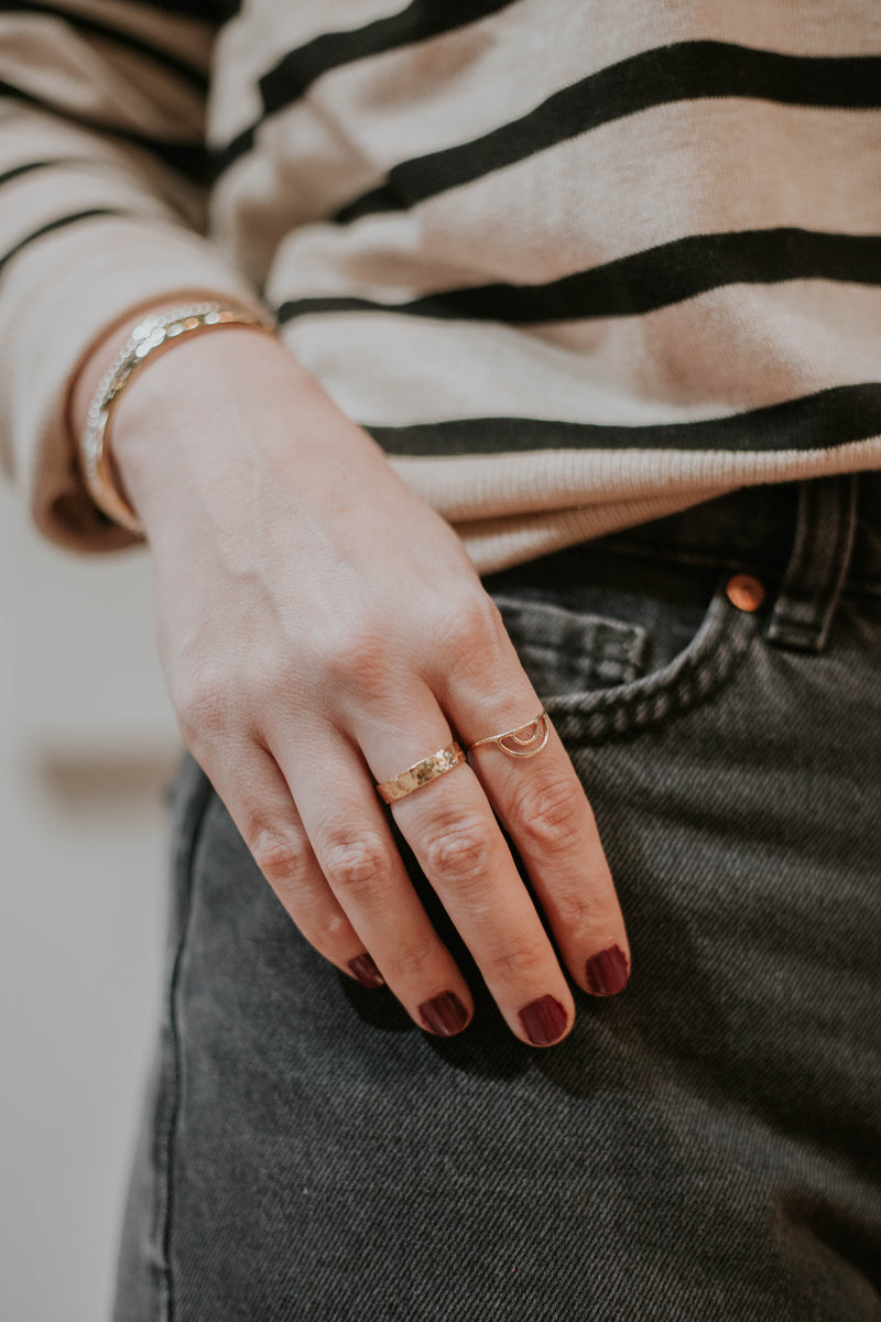 Alex Ring – Daily Gold